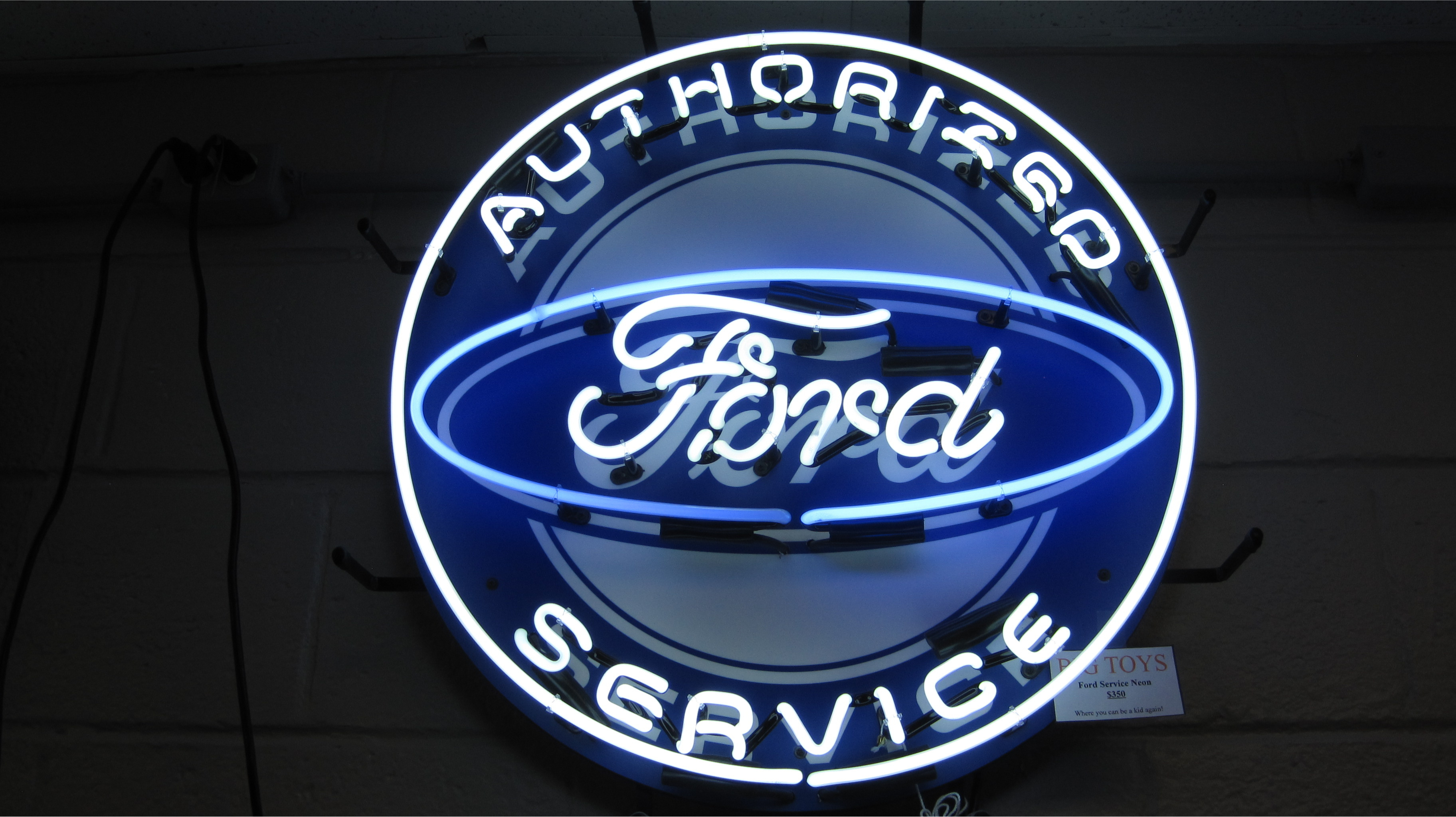 Authorized Ford Service Neon Sign – Big Toys