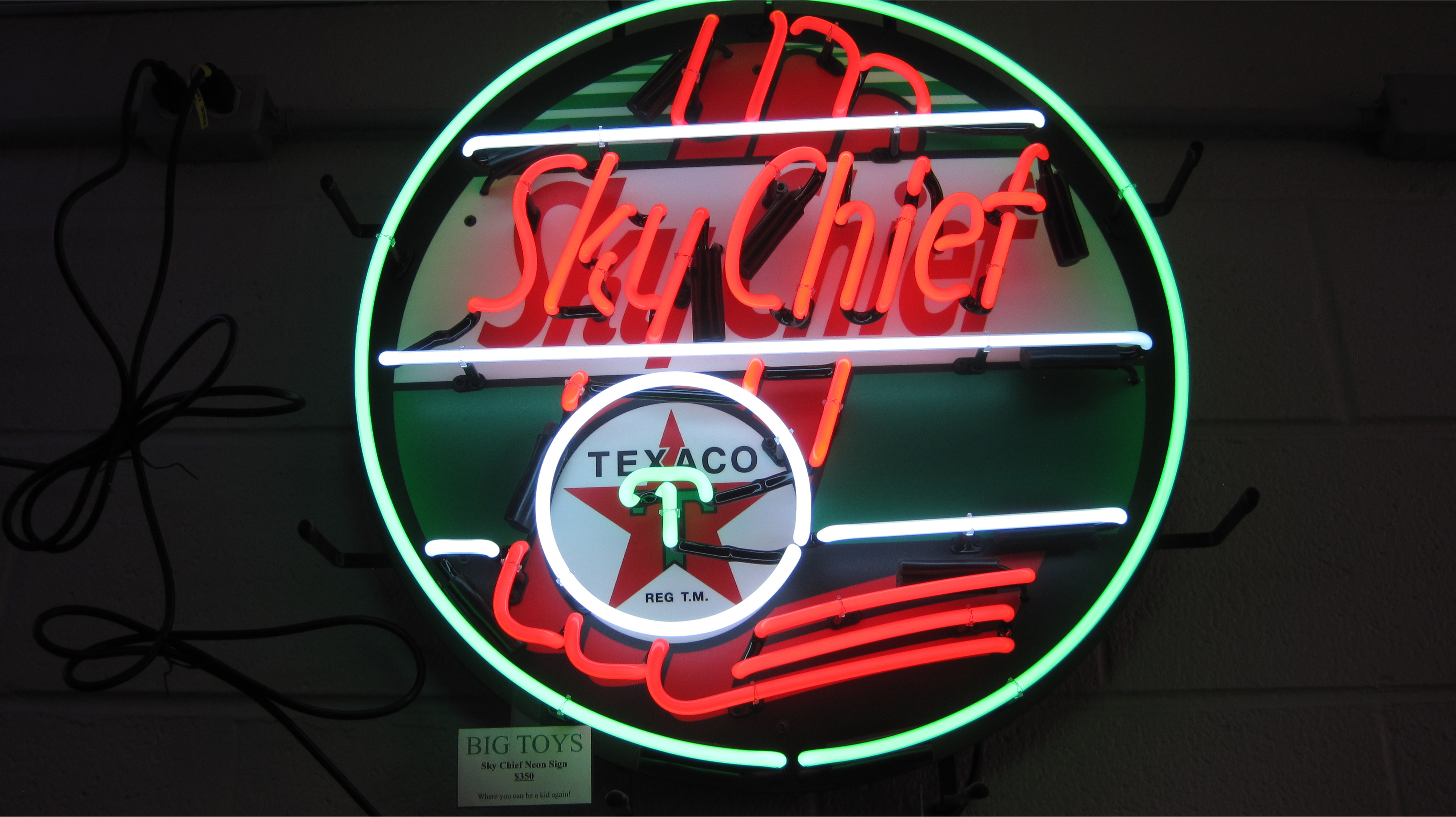 Texaco Sky Chief Neon Sign – Big Toys